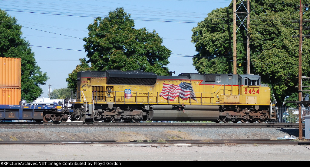 DPU UP 8464 brings up rear of UP double stack